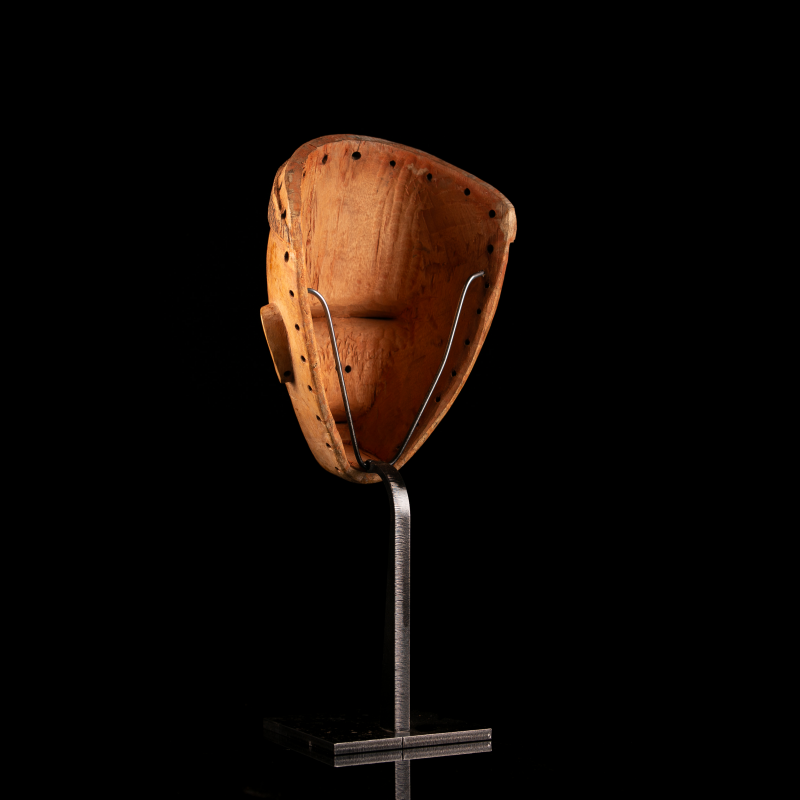 Top quality support - Stand for African Art Mask - 100% Made in Belgium