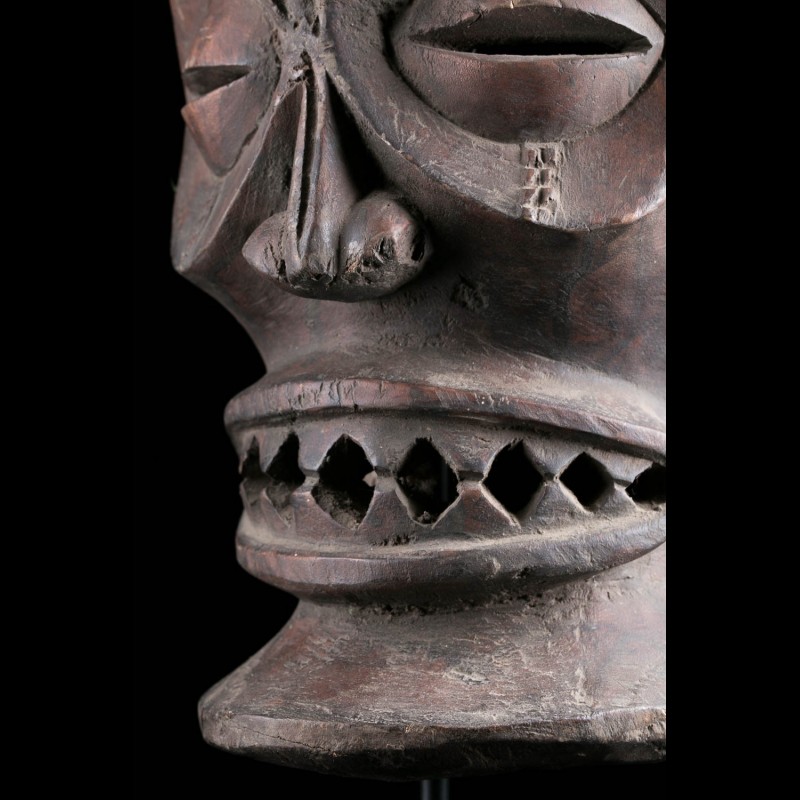 Cihongo mask - Chokwe - Angola - traditional african art Netherlands ...