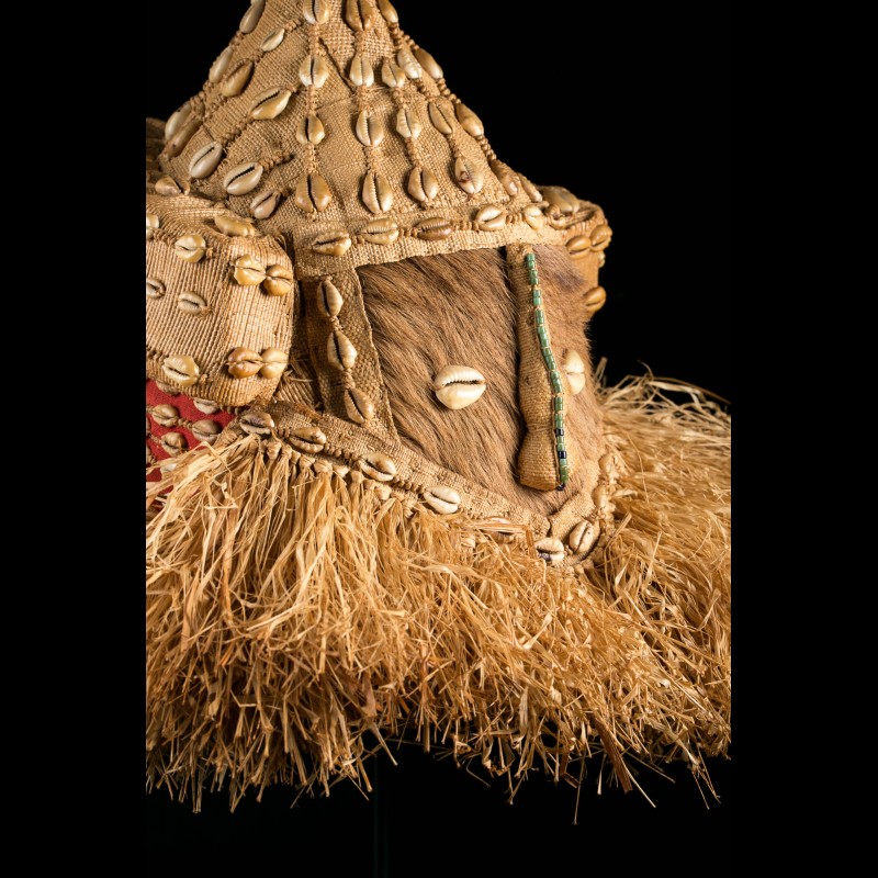 Mukyeem / Mukenda elephant mask - Kuba Ngeende - Congo - African Art ...