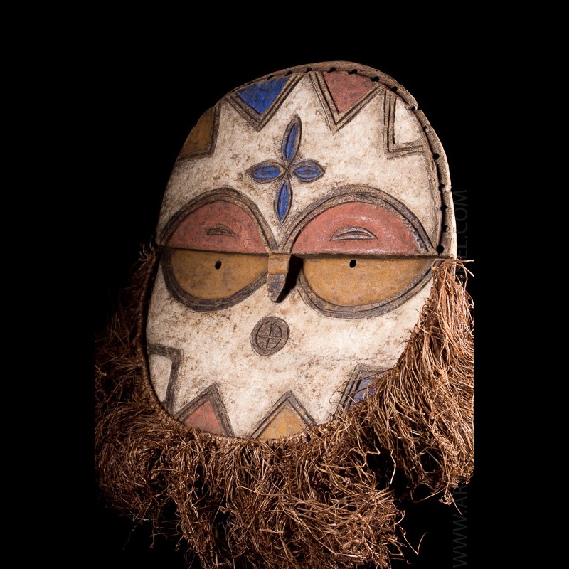 Kidumu mask Teke Congo - Authentic African Tribal Art Gallery Traditional