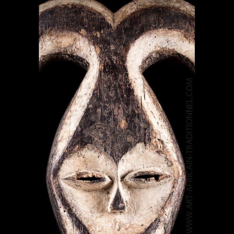 Ekuk mask Kwele Gabon - Authentic African Tribal Art Gallery