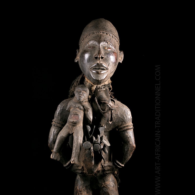 Kongo Nkisi Nkondi african figure - Authentic African Tribal Art Gallery